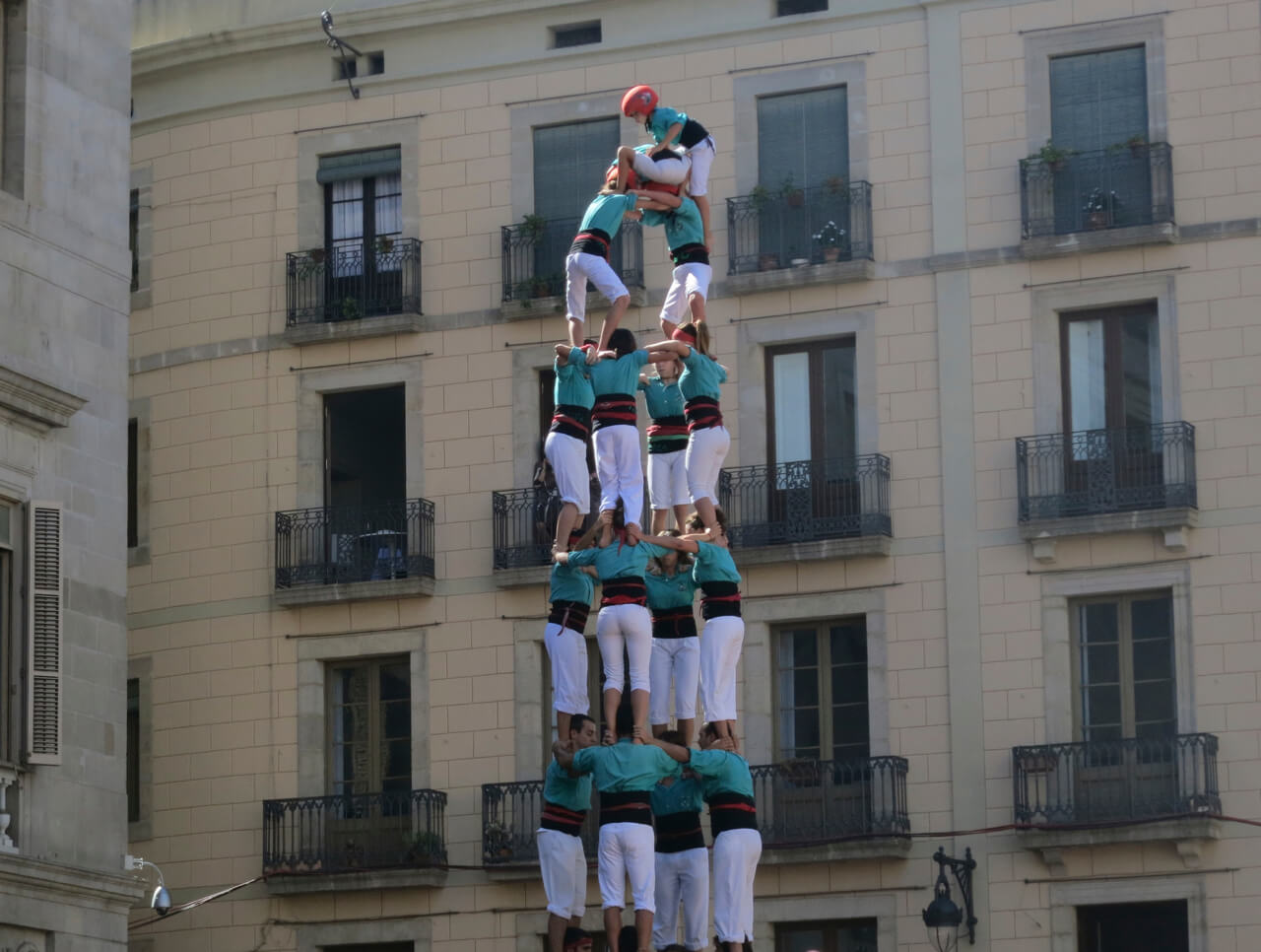 Internship & Volunteer Programs in Barcelona, Spain | Connect-123